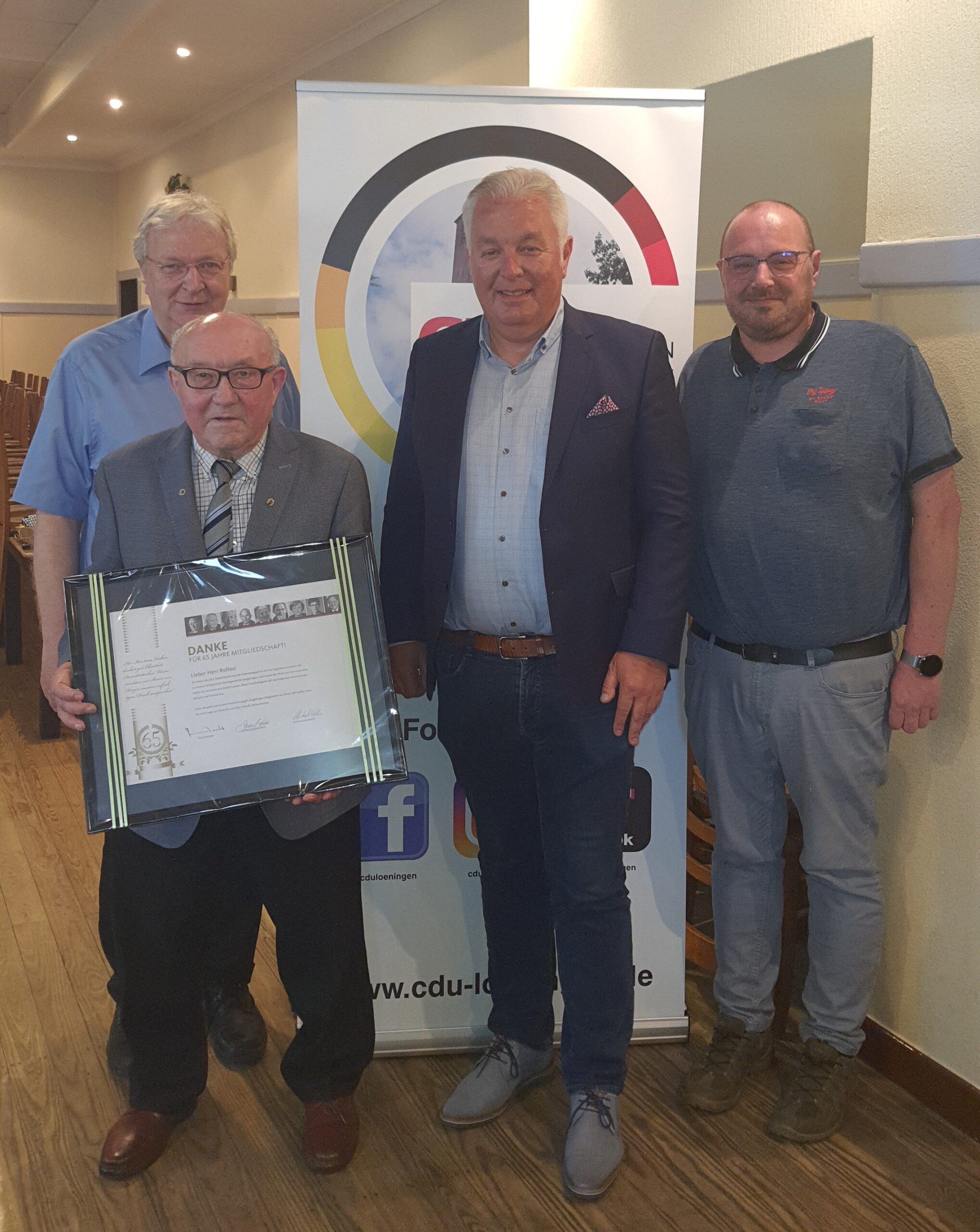 Heinrich Rolfes aus Löningen für 65 Jahre CDU-Mitgliedschaft geehrt ...